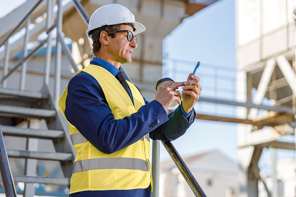 What is Field Data Collection? Types of Field Data & Challenges in ...